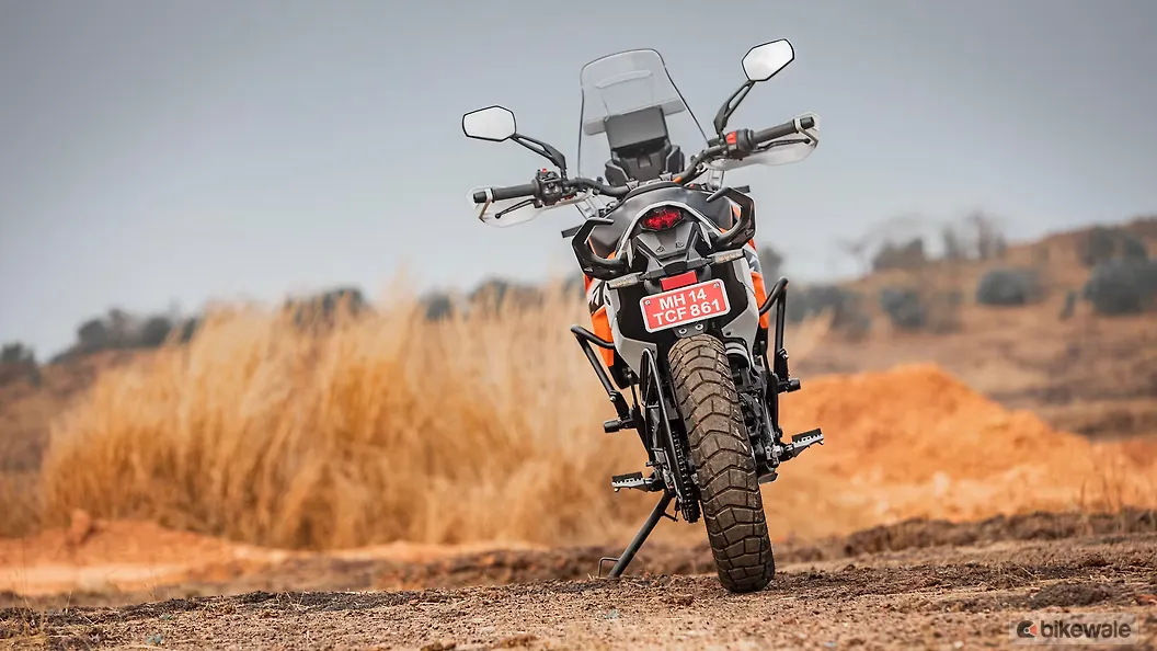 KTM 390 Adventure [2025] Right Side View Image – BikeWale