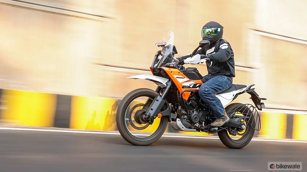 KTM 390 Adventure Right Side View Image – BikeWale