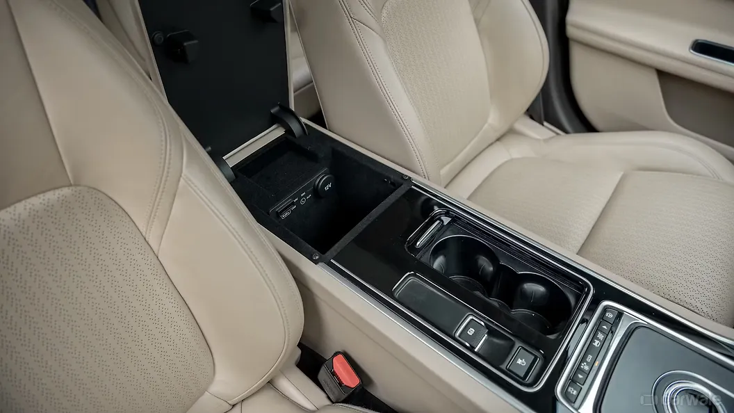 XF Front Centre Arm Rest Storage Image, XF Photos in India - CarWale