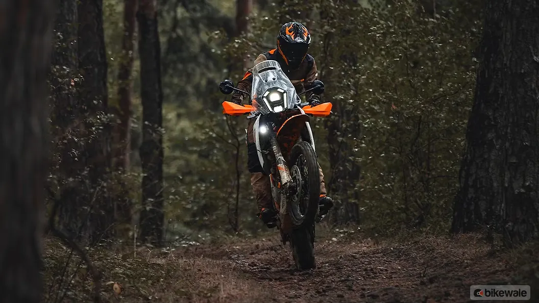 KTM 390 Adventure R Right Side View Image – BikeWale
