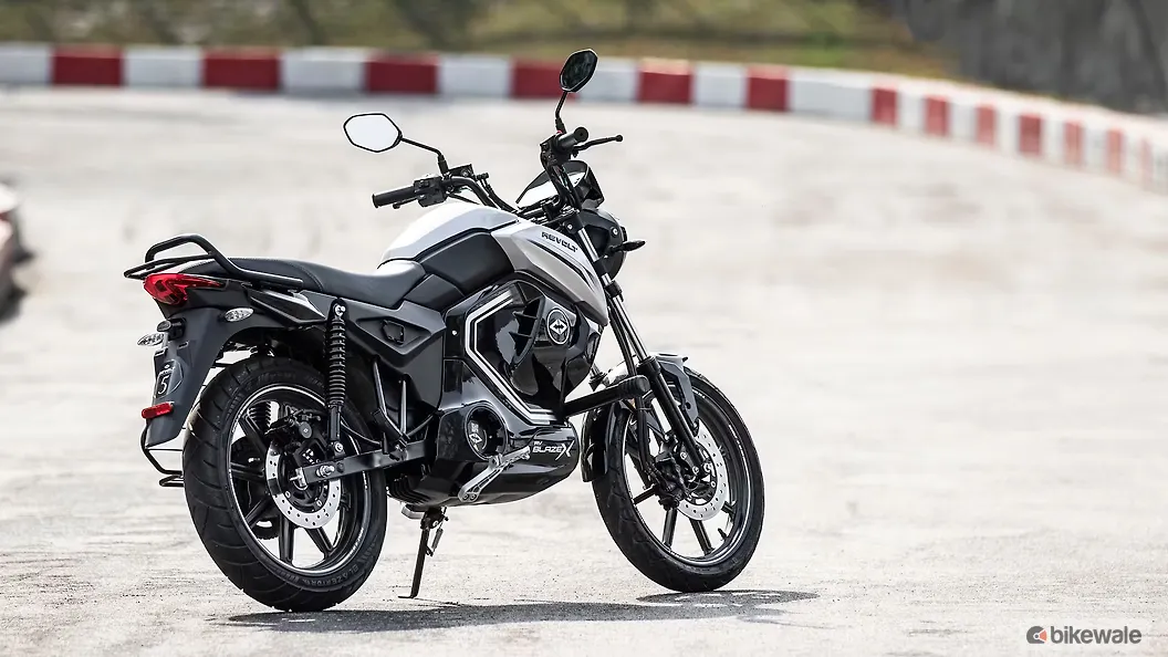 Revolt RV BlazeX Right Rear Three Quarter Image – BikeWale