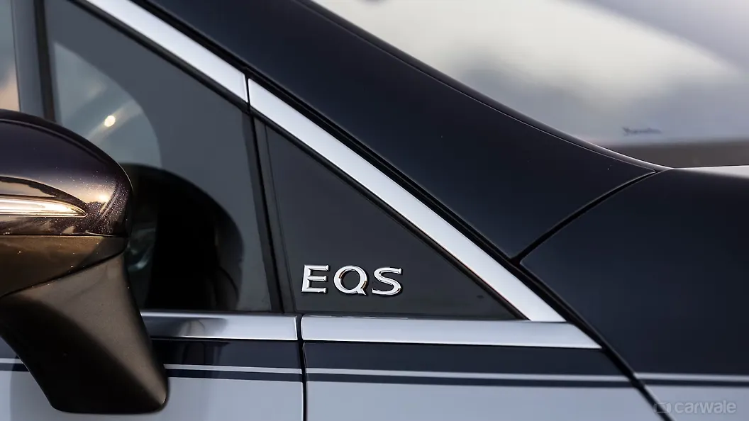 Maybach EQS SUV Front Badge Image, Maybach EQS SUV Photos in India ...