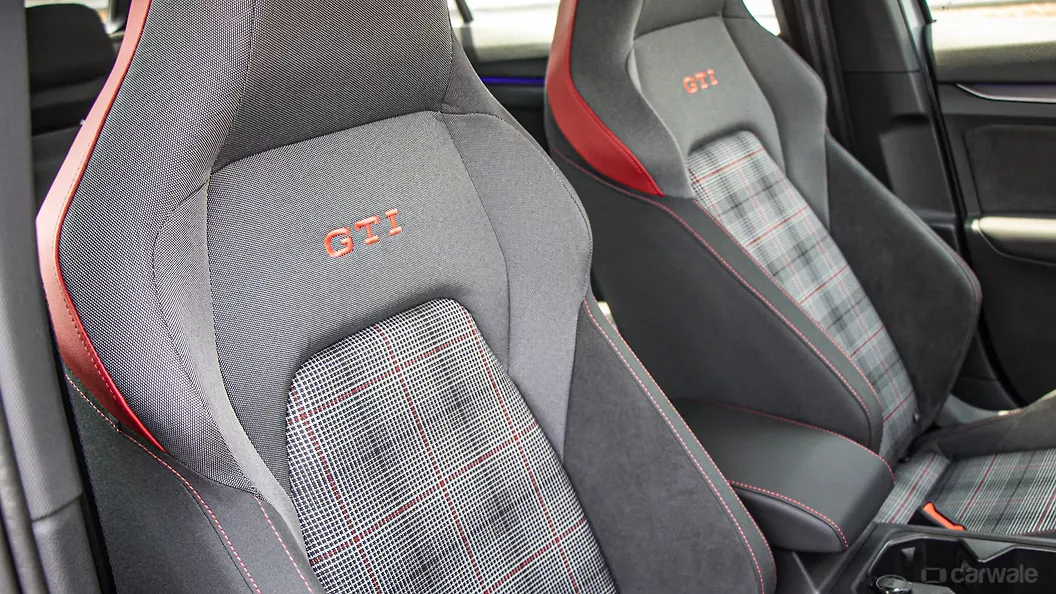 Golf GTI Front Row Seats Image, Golf GTI Photos in India - CarWale