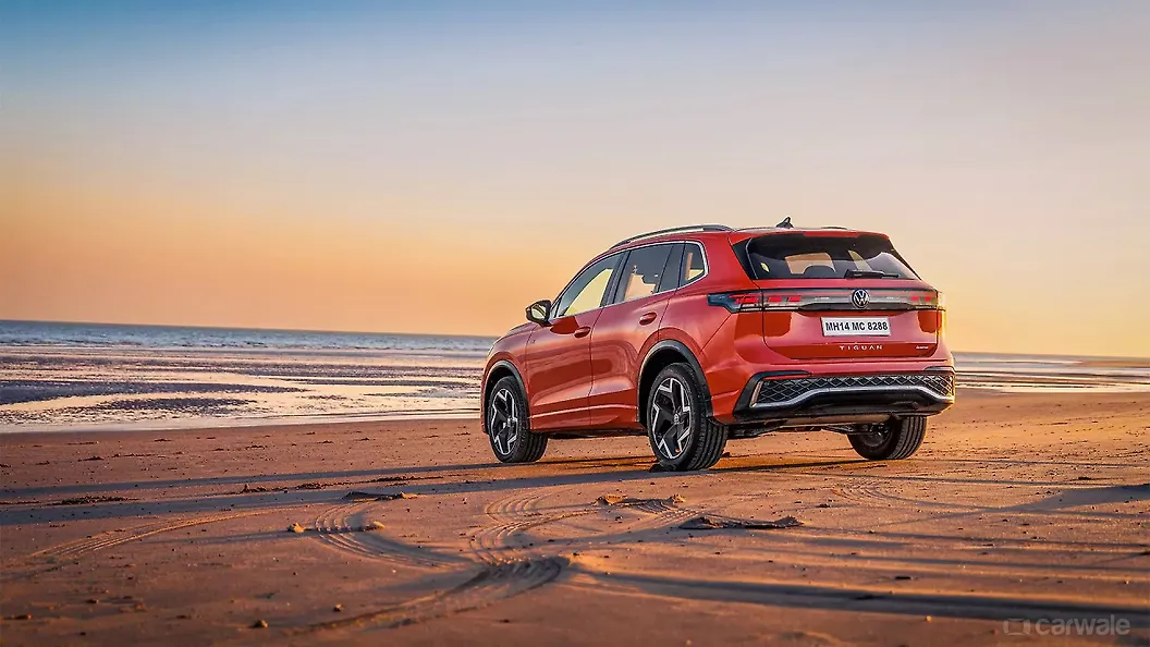 Tiguan R-Line Left Rear Three Quarter Image, Tiguan R-Line Photos in ...