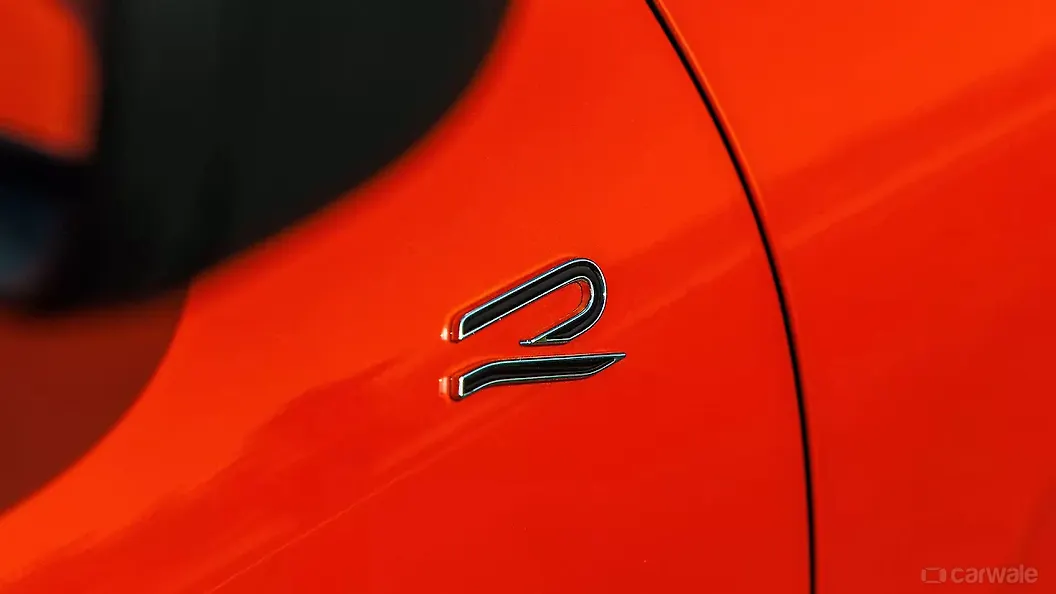 Volkswagen Tiguan R-Line Images - Tiguan R-Line Interior & Exterior ...