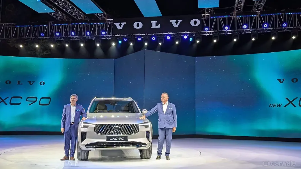 Volvo XC90 Charging Ports - CarWale