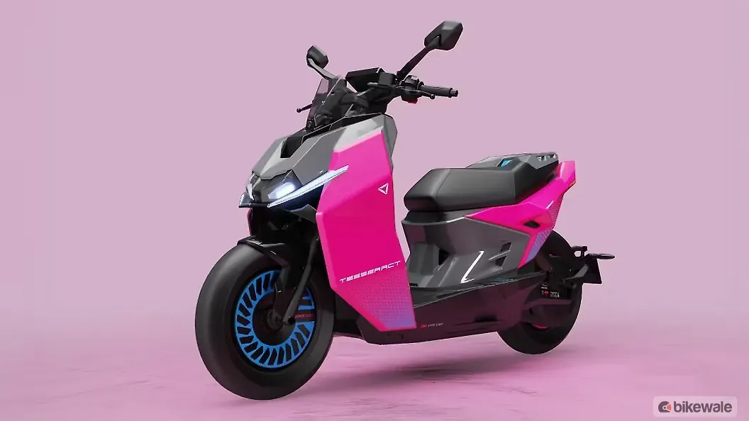 Ultraviolette Tesseract Rear View Mirror Image – BikeWale