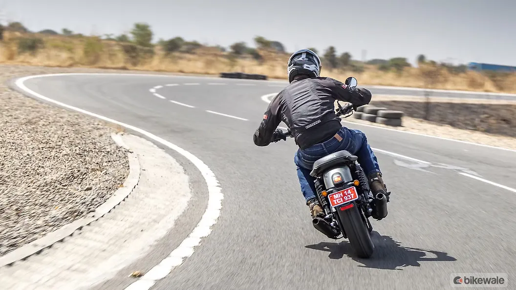 Jawa 42 FJ Right Side View Image – BikeWale
