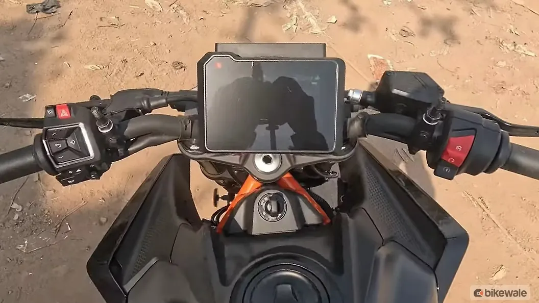 KTM 390 Duke Instrument Cluster Image – BikeWale