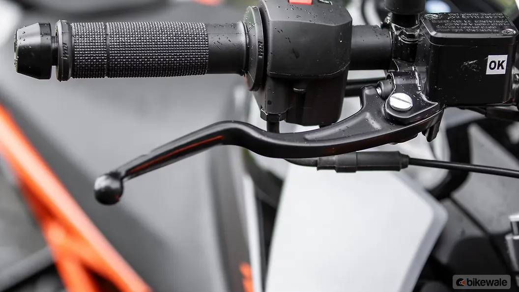 KTM 160 Duke Front Brake Lever Image – BikeWale