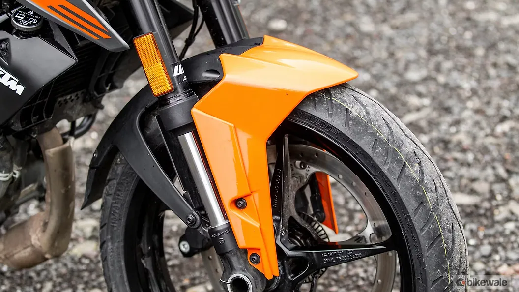 KTM 160 Duke Front Mudguard Image – BikeWale