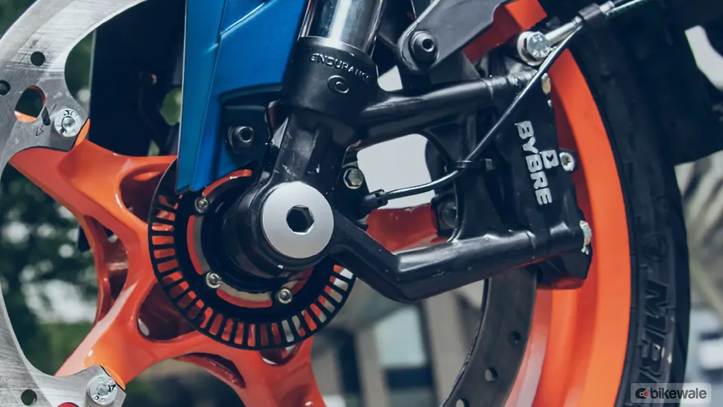 KTM 160 Duke Front Wheel Image – BikeWale