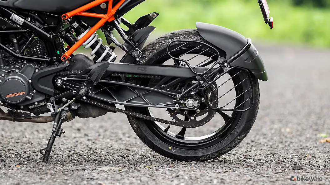 KTM 160 Duke Rear Wheel Image – BikeWale