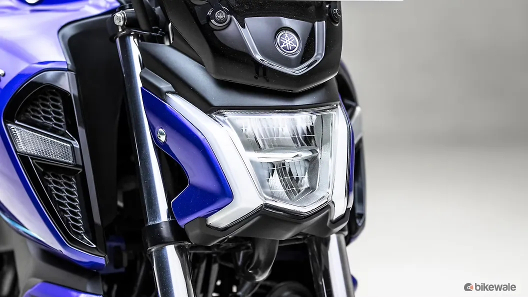 Yamaha FZ S Hybrid Front Headlamp Cowl Image – BikeWale