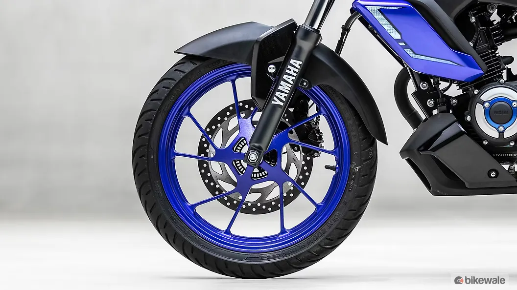 Yamaha FZ S Hybrid Front Wheel Image – BikeWale