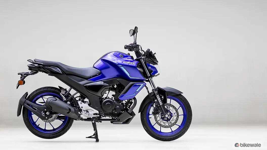 Yamaha FZ S Hybrid Right Side View Image – BikeWale