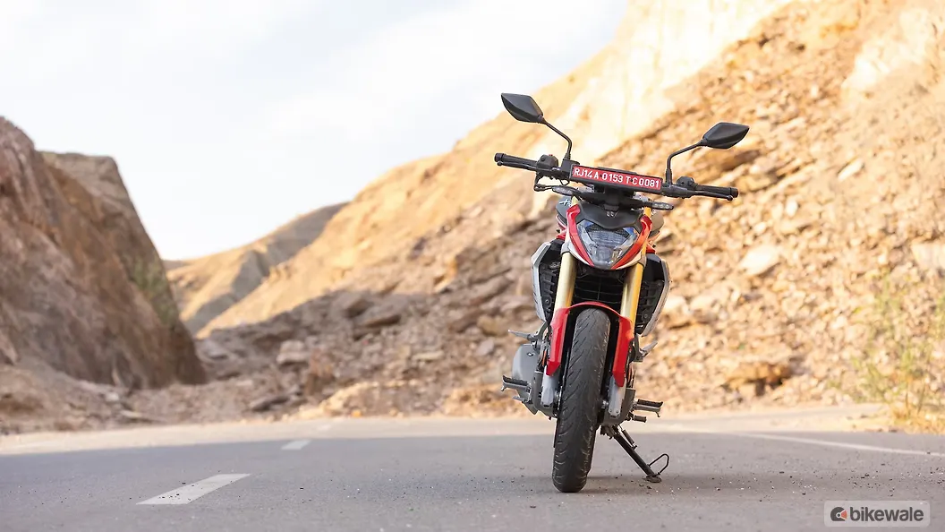 Hero Xtreme 250R Right Side View Image – BikeWale