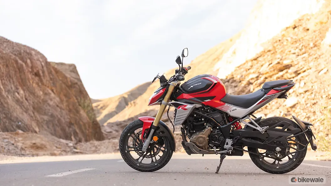 Hero Xtreme 250R Right Side View Image – BikeWale