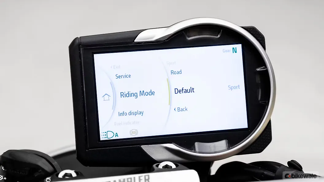 Ducati Scrambler Icon Silencer/Muffler Image – BikeWale