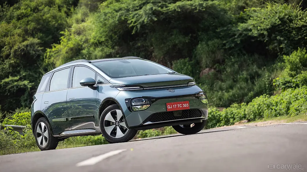 MG Windsor EV Charging Ports - CarWale