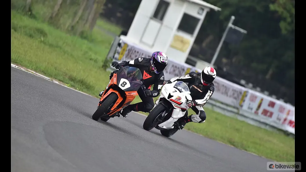 KTM RC 390 Front View Image – BikeWale