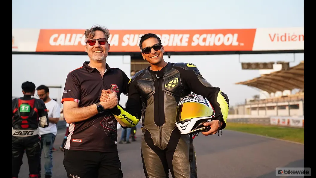 KTM RC 390 Left Front Three Quarter Image – BikeWale