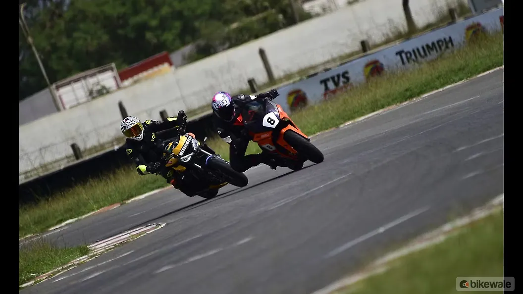 KTM RC 390 Left Side View Image – BikeWale