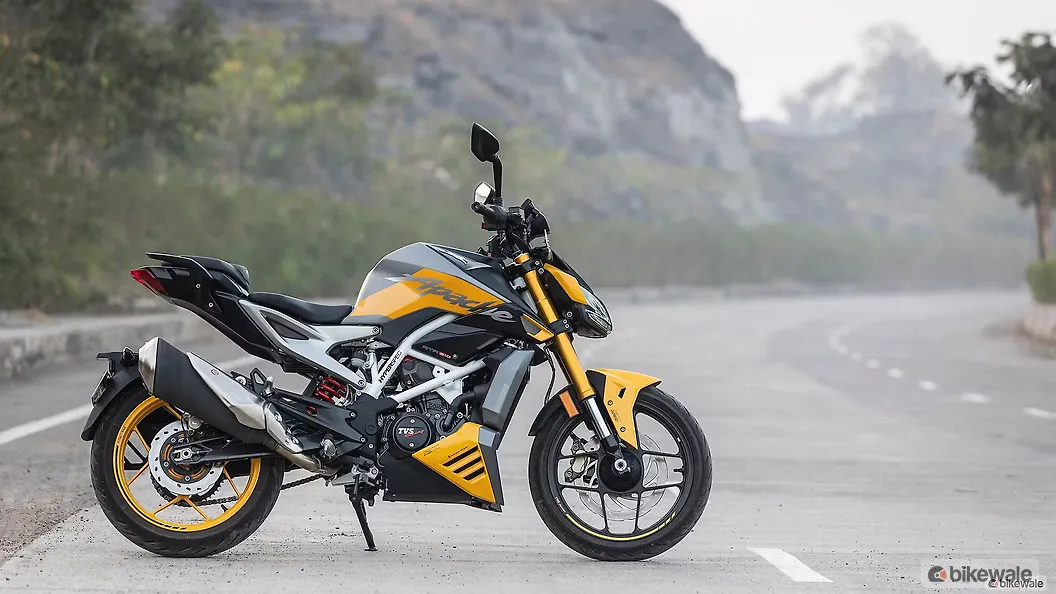 TVS Apache RTR 310 Right Side View Image – BikeWale