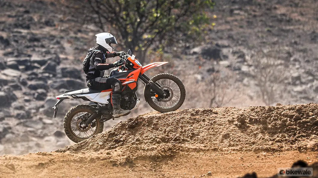KTM 390 Enduro R Right Side View Image – BikeWale
