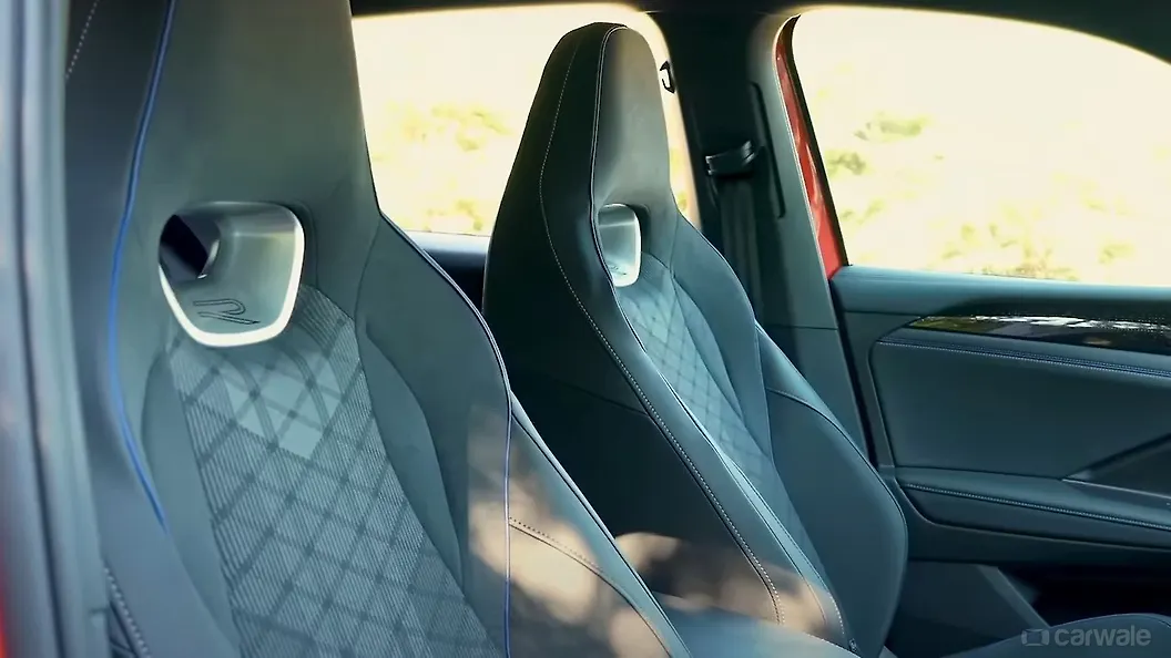 Tiguan R-Line Dashboard Image, Tiguan R-Line Photos in India - CarWale