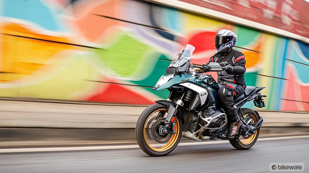 BMW R 1300 GS Left Front Three Quarter Image – BikeWale