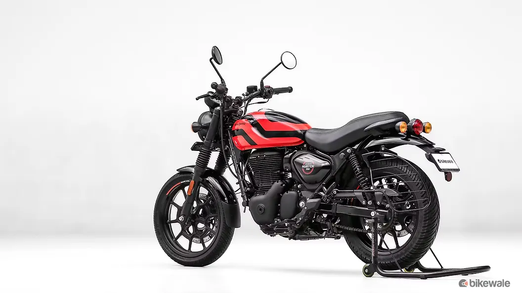 Royal Enfield Hunter 350 Right Rear Three Quarter Image – BikeWale