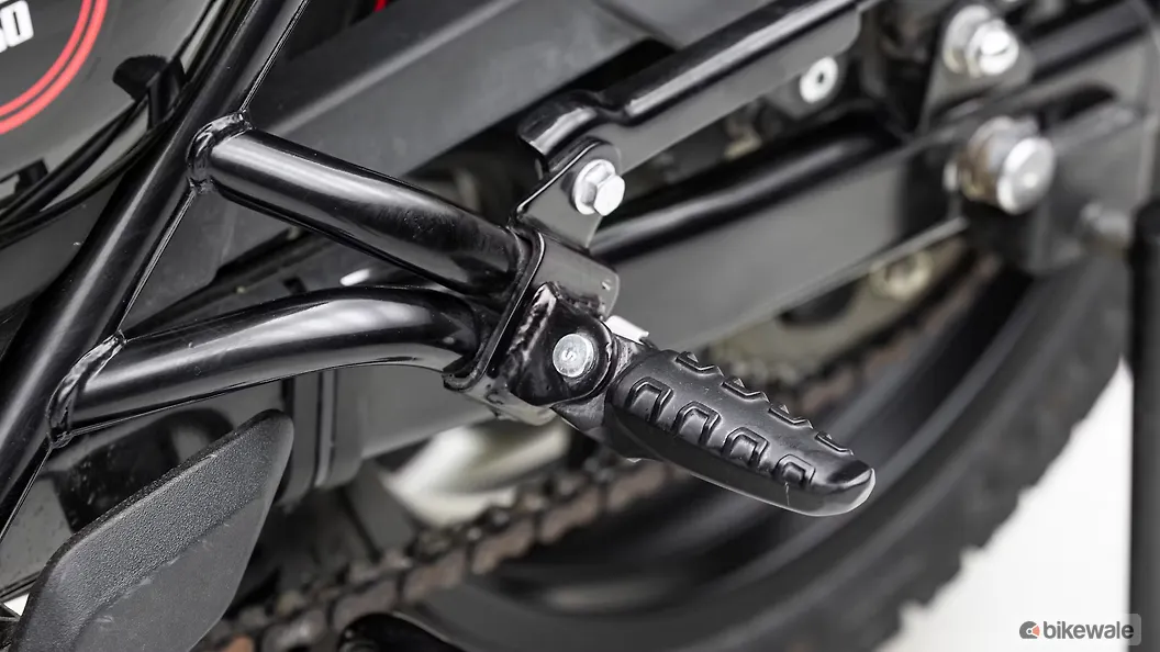 Royal Enfield Hunter 350 Engine Start Switch Image – BikeWale