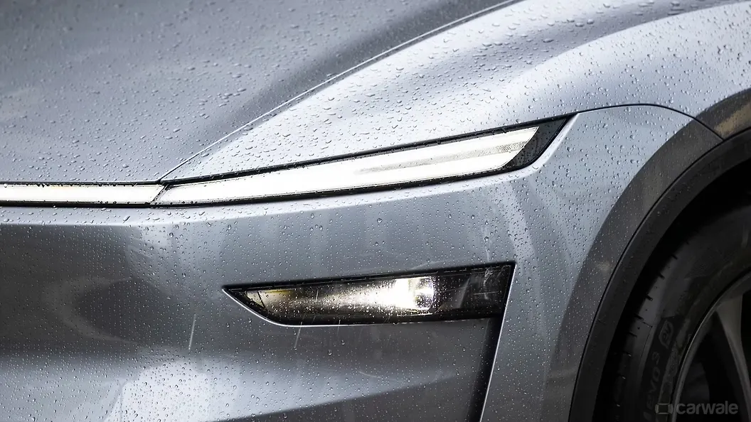 Model Y Daytime Running Lamp (DRL) Image, Model Y Photos in India - CarWale