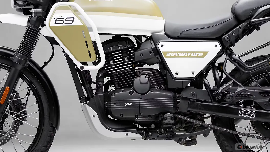 Yezdi Adventure Engine From Right Image – BikeWale