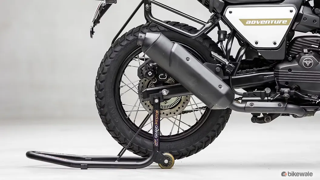 Yezdi Adventure Bike Seat Image – BikeWale