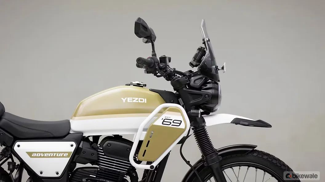 Yezdi Adventure Head Light Image – BikeWale