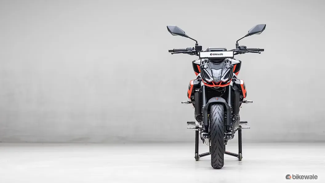 Aprilia Tuono 457 Front View Image – BikeWale