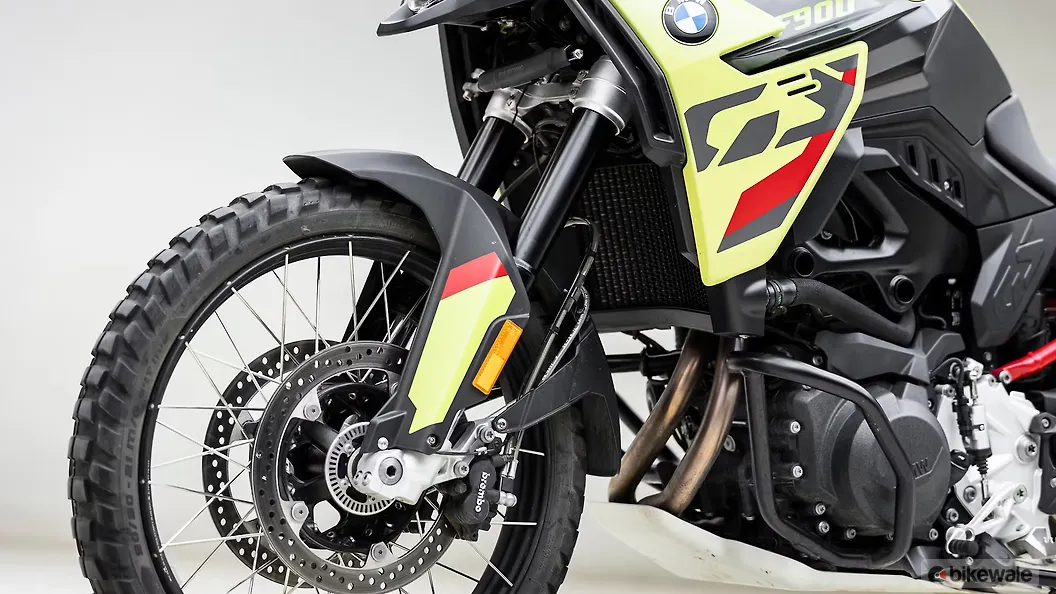 BMW F 900 GS Right Side View Image – BikeWale