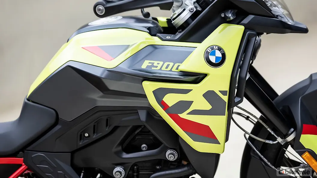 BMW F 900 GS Right Side View Image – BikeWale