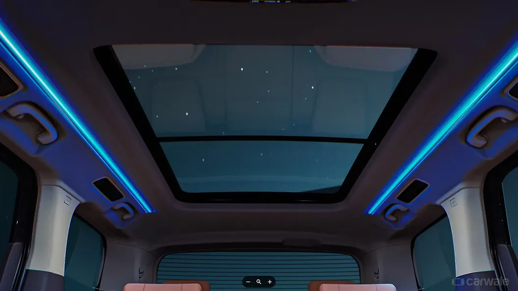 M9 Sunroof/Moonroof Image, M9 Photos in India - CarWale