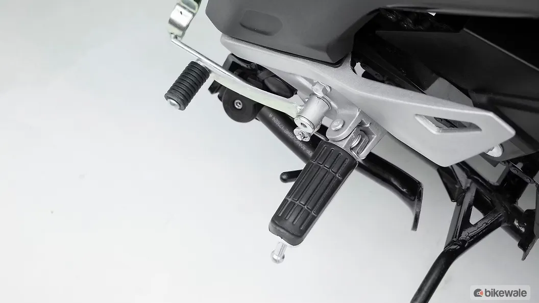 Yamaha FZ S Hybrid Right Side View Image – BikeWale