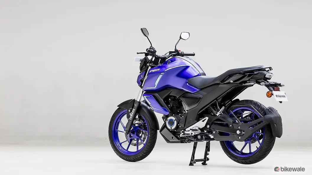 Yamaha FZ S Hybrid Right Side View Image – BikeWale