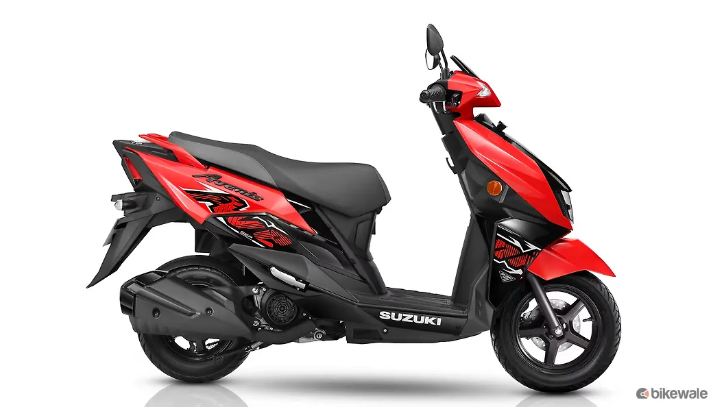 Suzuki Avenis 125 Right Side View Image – BikeWale
