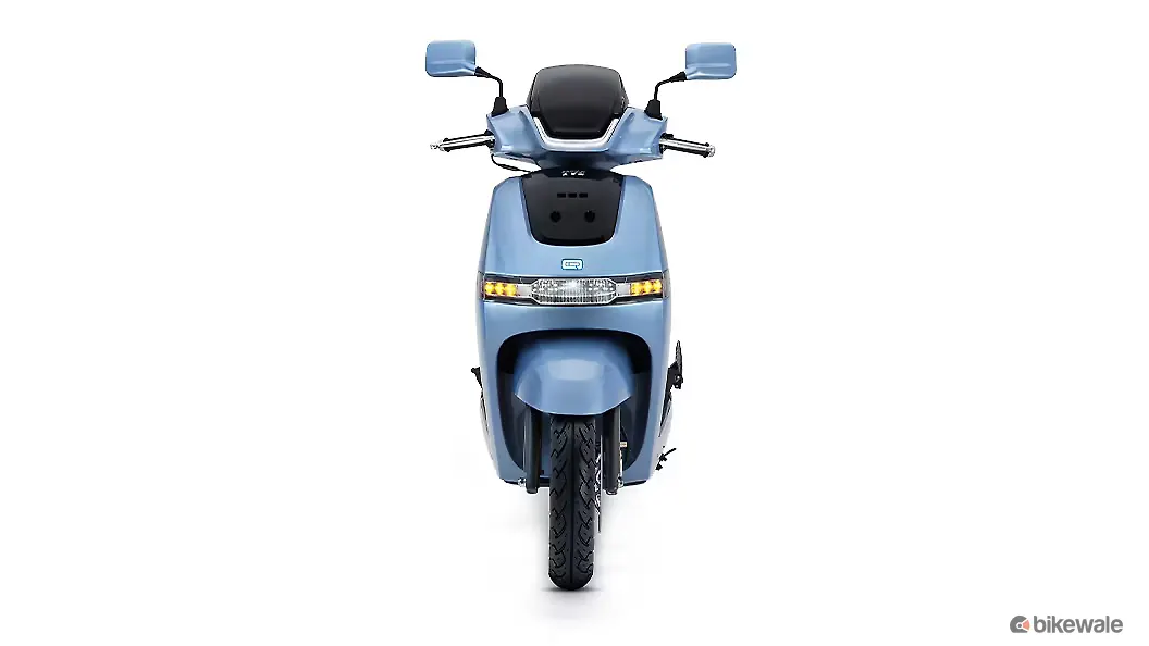 TVS iQube Left Front Three Quarter Image – BikeWale