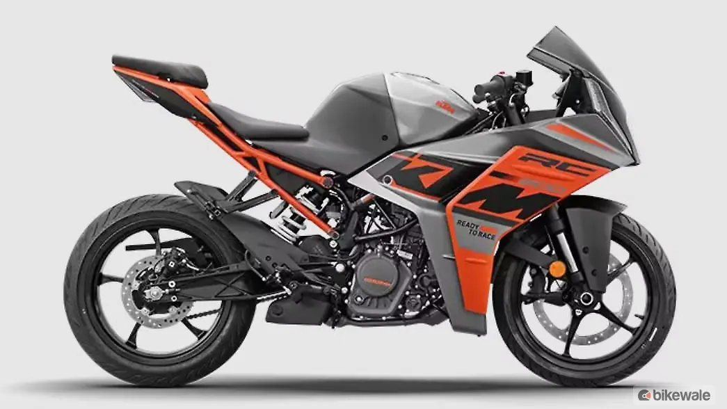 KTM RC 200 Right Side View Image – BikeWale