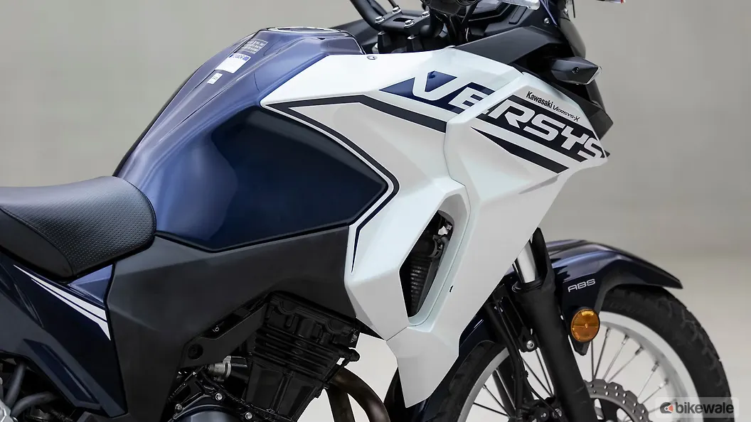 Kawasaki Versys-X 300 Branding/Fuel Tank Decal Image – BikeWale