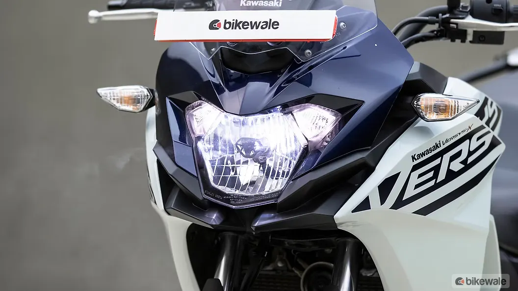 Kawasaki Versys-X 300 [2025] Front Brake Lever Image – BikeWale