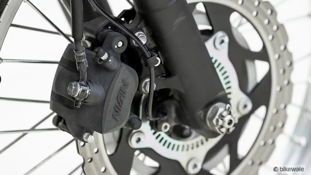 Kawasaki Versys-X 300 [2025] Branding/Fuel Tank Decal Image – BikeWale