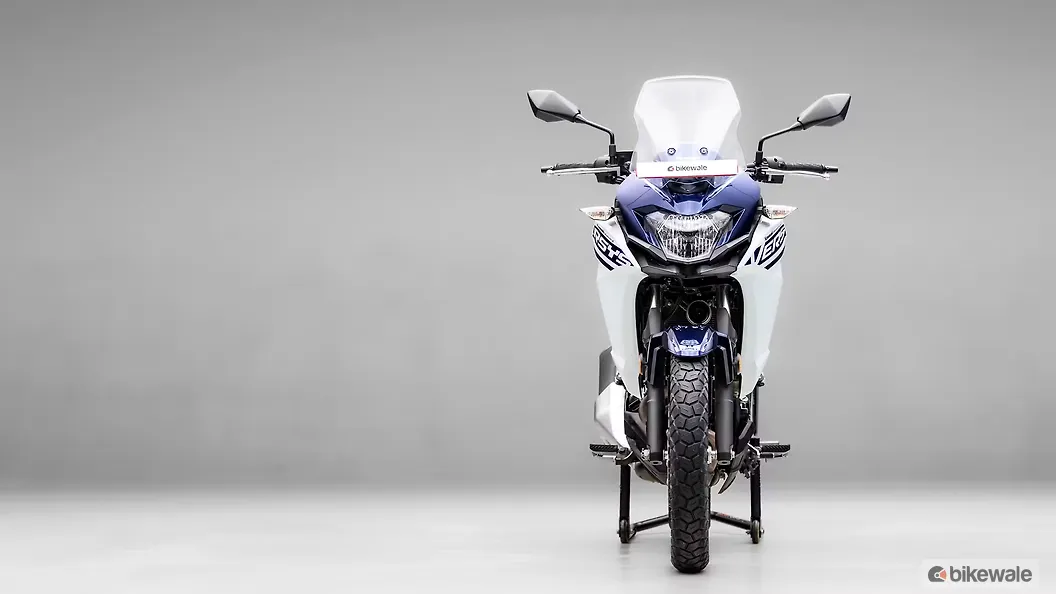 Kawasaki Versys-X 300 [2025] Left Side View Image – BikeWale